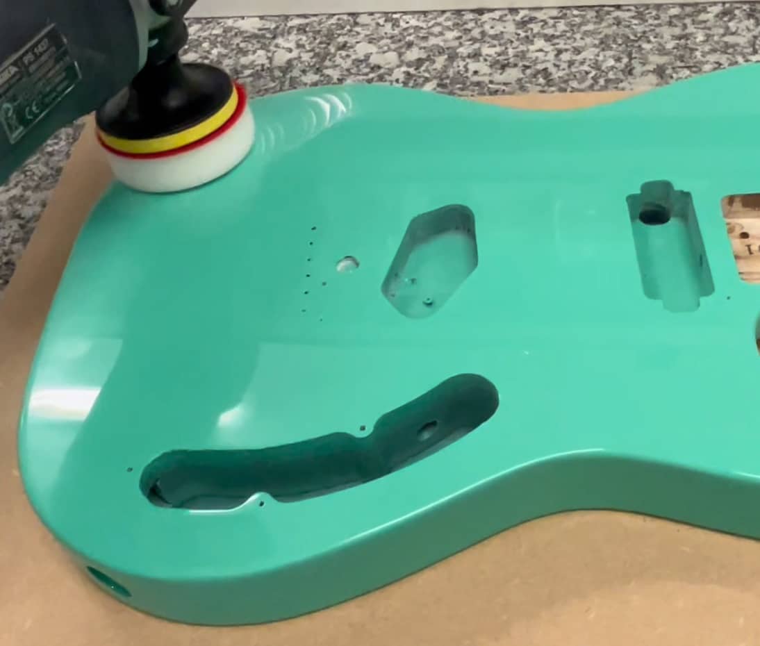 How to paint a guitar:The complete guide NITORLACK